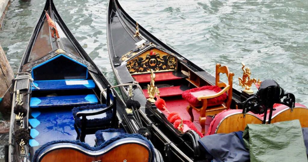 Gondola Boat For Sale: Your Guide To Buying The Perfect Venetian ...